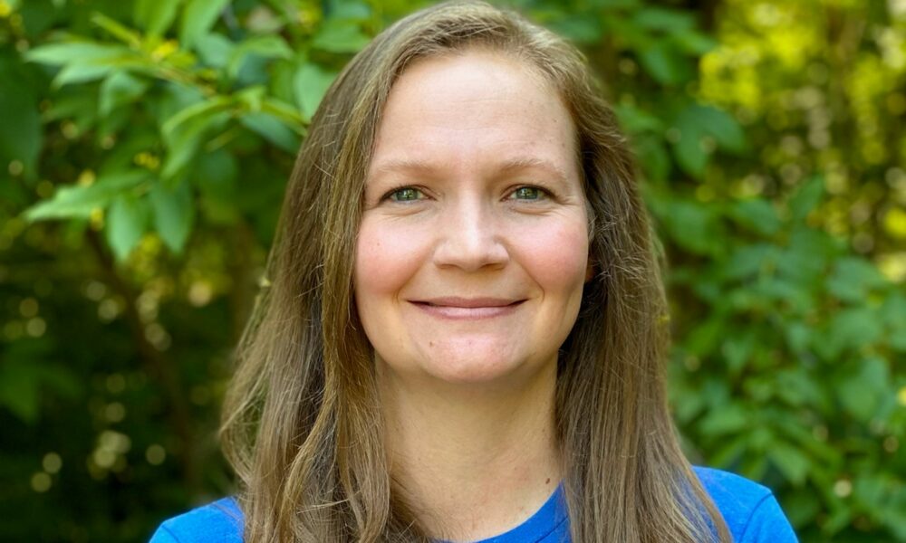 Hidden Gems: Meet Jess Armstrong of Ohio Wildlife Center - Voyage Ohio ...