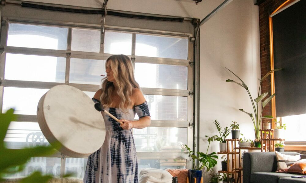 Rising Stars: Meet Lisa Mort - Voyage Ohio Magazine