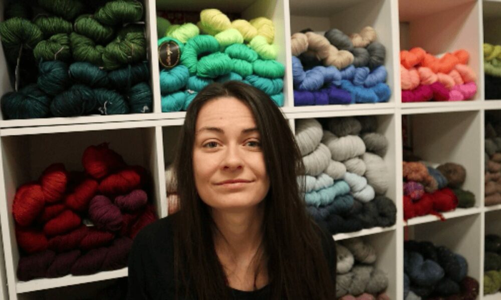 Meet Jessika Zontini of downtown Uhrichsville, OH – Voyage Ohio Magazine