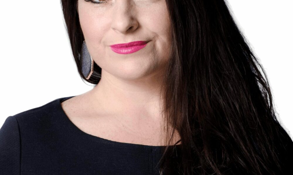 Meet Sarah Wright of Wright Mobile Grooming – Voyage Ohio Magazine