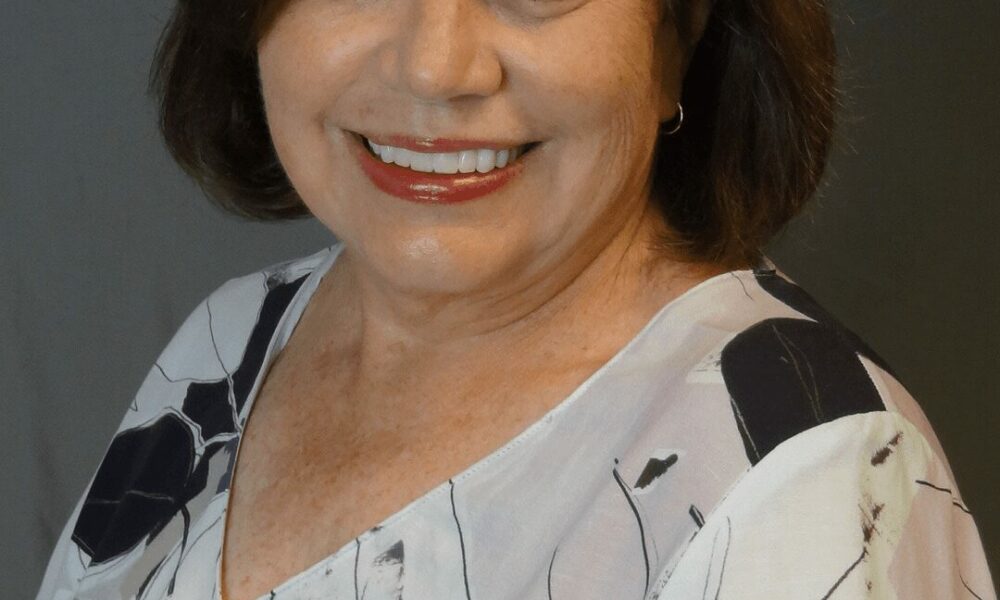 Community Highlights: Meet Ellen Frank of I was with Things Remembered ...