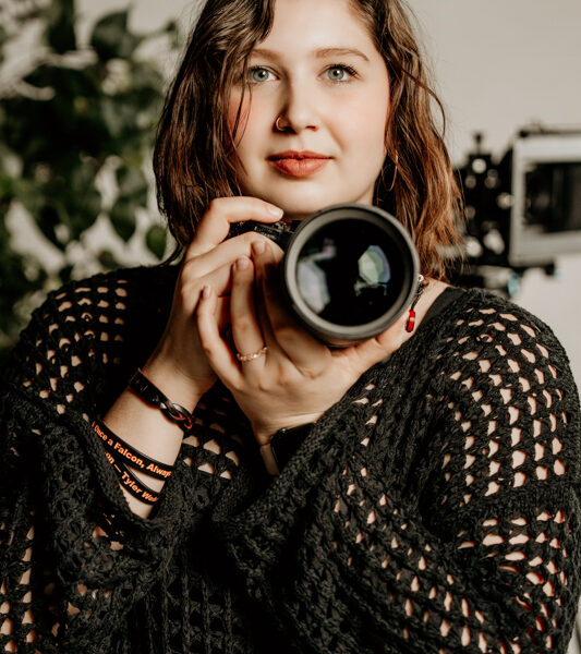 Exploring Life & Business with Julia Webb of Cuff Link Media - Voyage Ohio Magazine