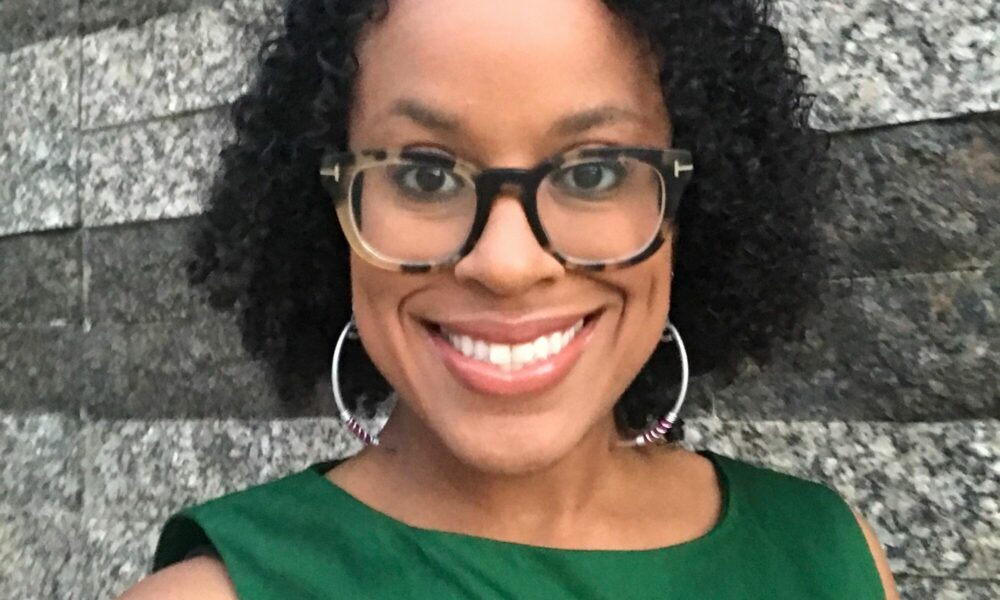 Hidden Gems: Meet Aisha Taylor of FNPhenomenal – Voyage Ohio Magazine