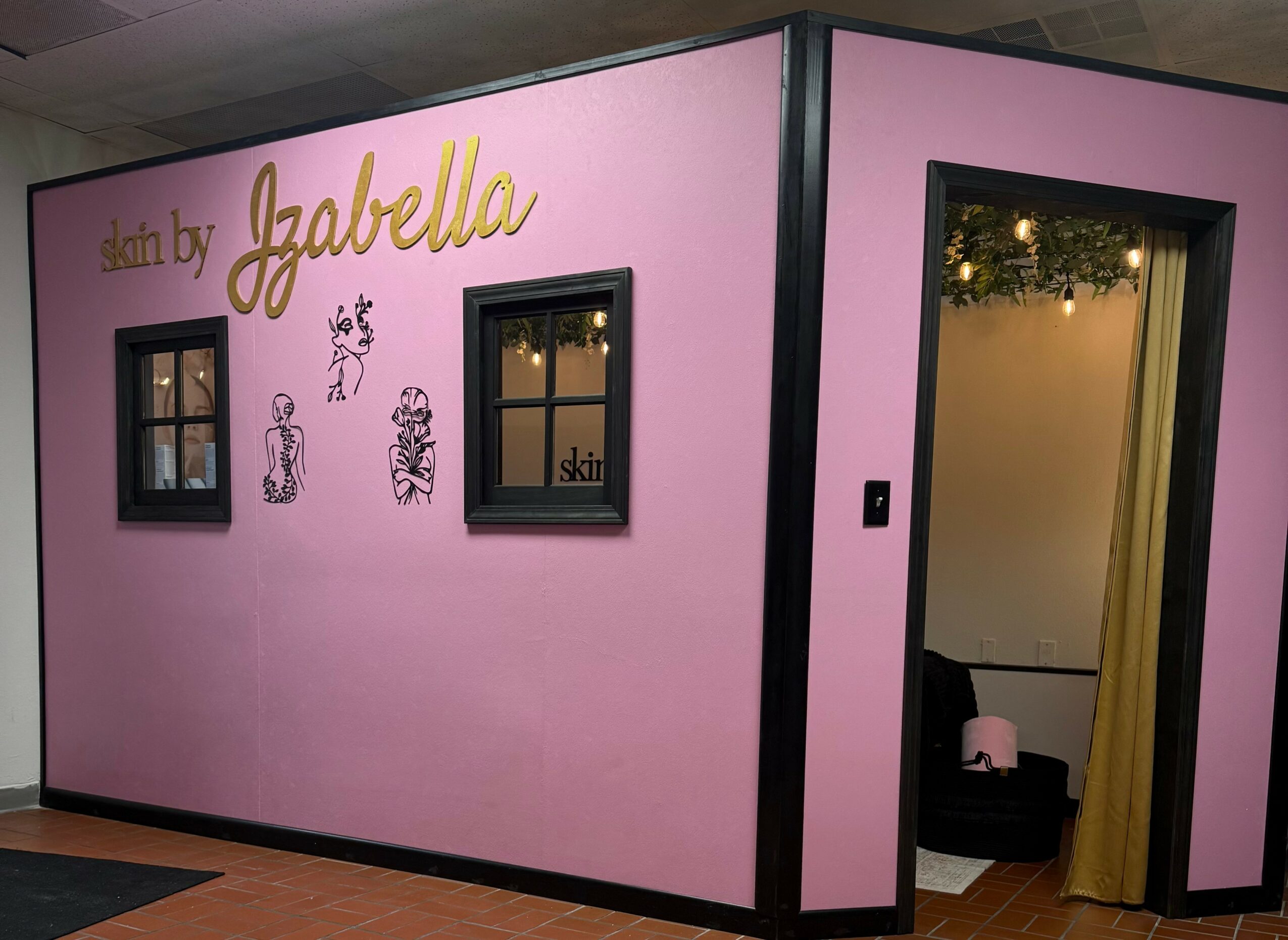 Conversations with Izabella Razook – Voyage Ohio Magazine