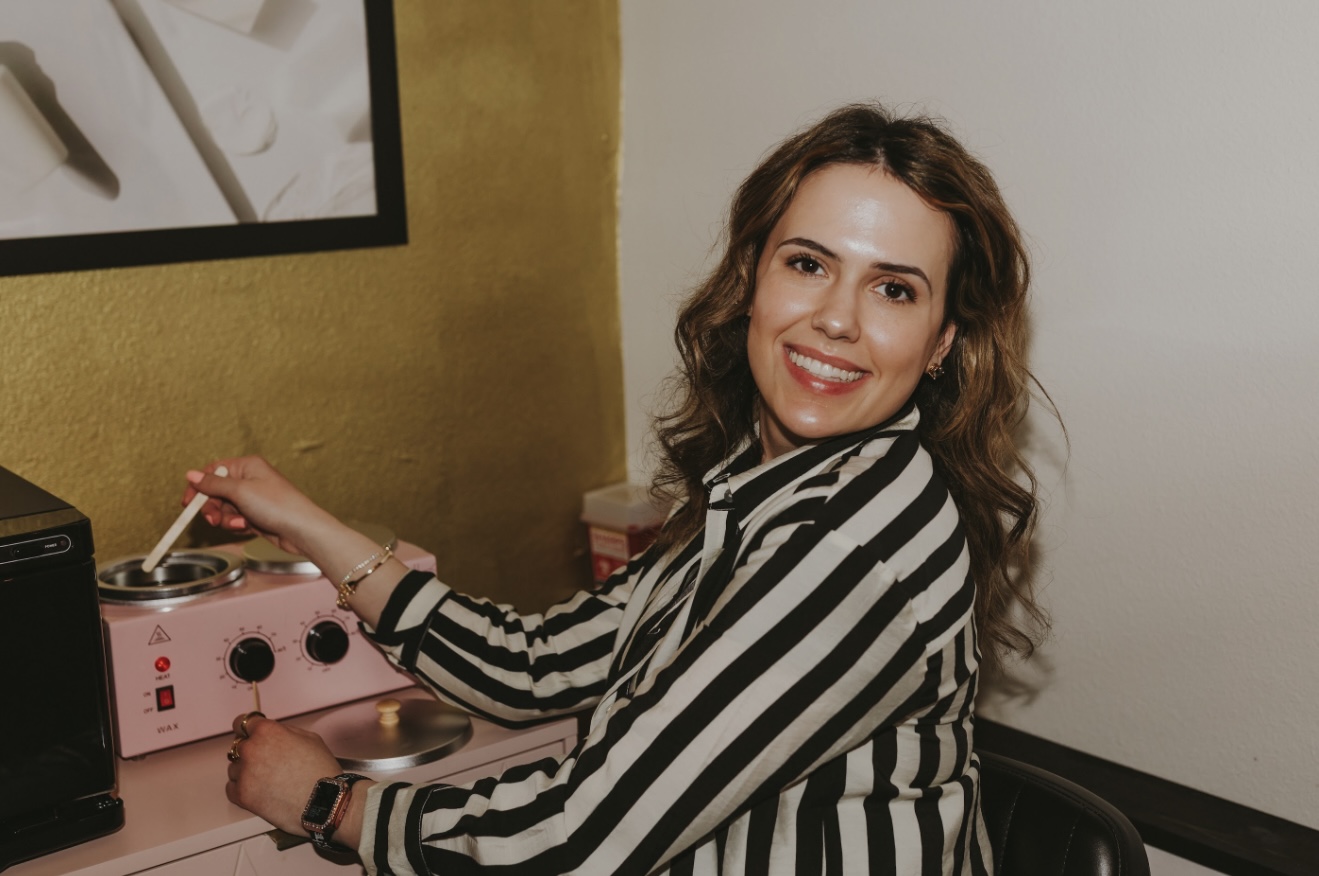 Conversations with Izabella Razook - Voyage Ohio Magazine