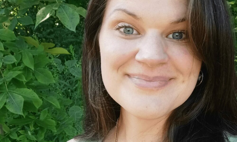Meet Cassandra McCloud of Golden Bloom Massage Therapy – Voyage Ohio ...
